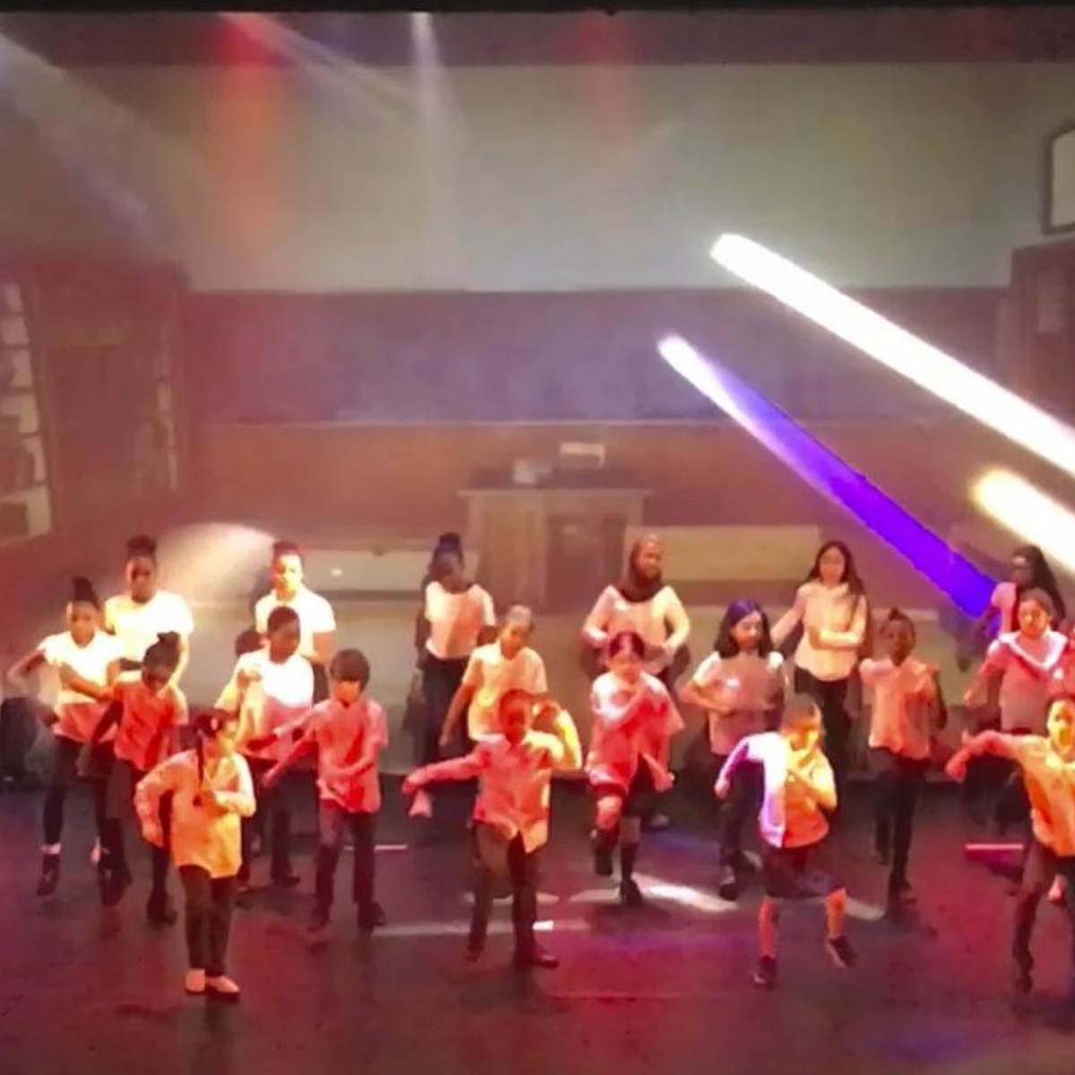 Bush Hill Park Primary School - Dance Festival